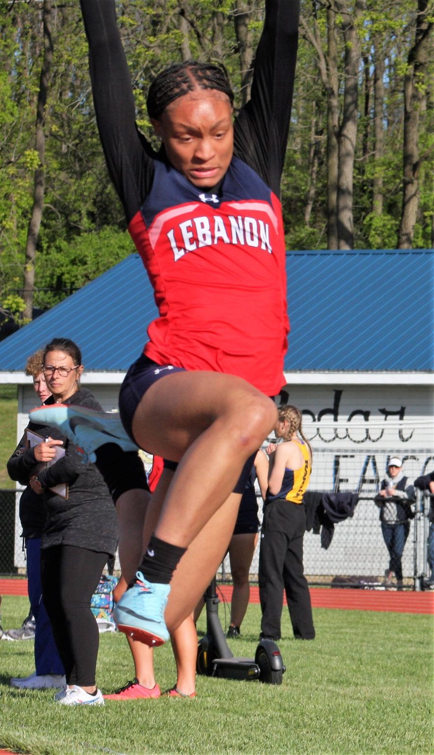 Freshmen Kaddel Howard, Eliana Schneider Power Cedar Crest to County ...